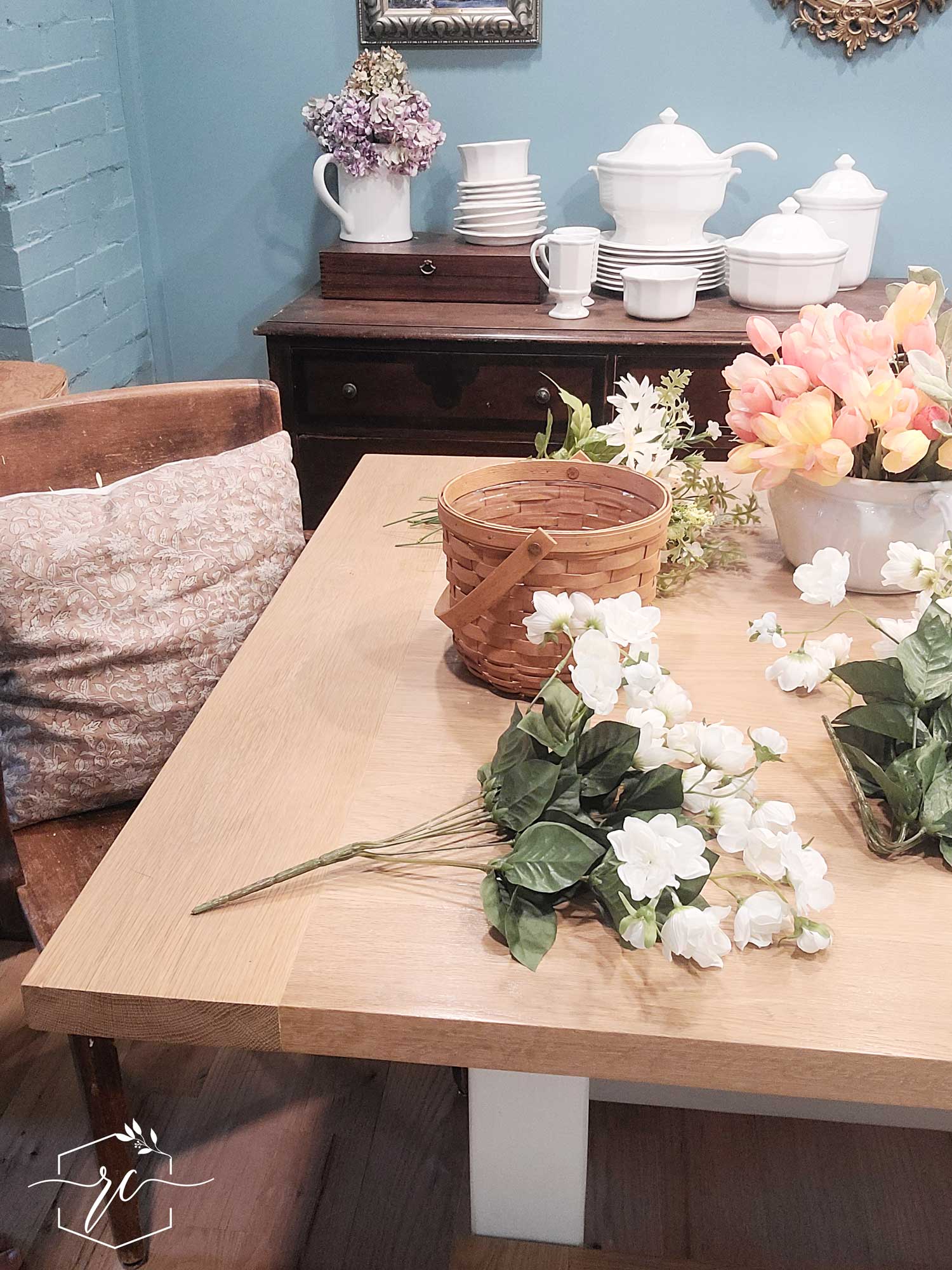 Easy Spring Flower Arrangement with Faux Flowers | Raspberry Creative, LLC